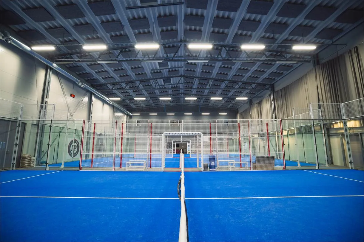 Hisingen Padel | Boka bana i Göteborgs nyaste padelhall